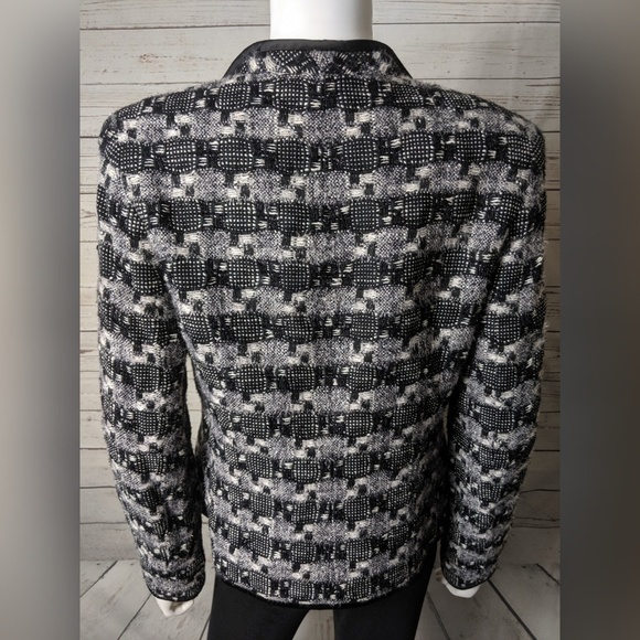 Doncaster | Jackets & Coats | Doncaster Collection Sz 6 Boucle Blazer ...